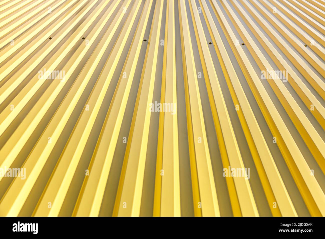 Acier peint en jaune Banque de photographies et d’images à haute ...