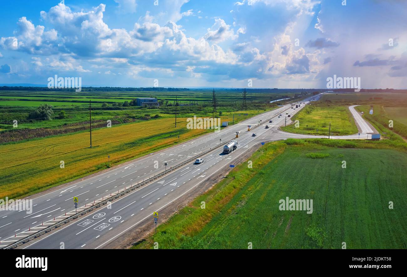 échangeur autoroutier péage Banque de photographies et d’images à haute ...