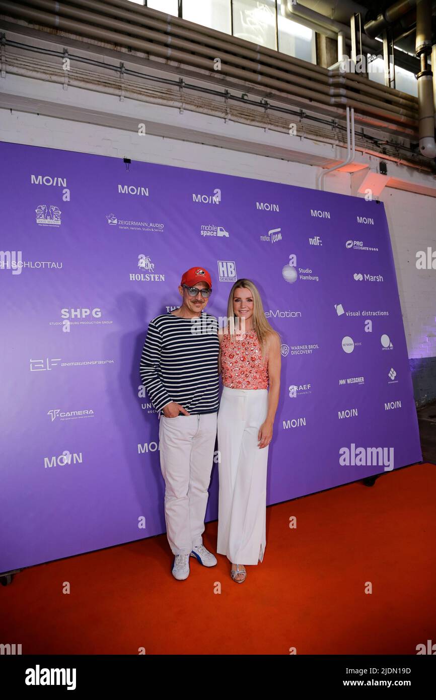 Andreas Brucker und Kim-Sarah Brandts beim Jahresempfang MOIN 2022 ...