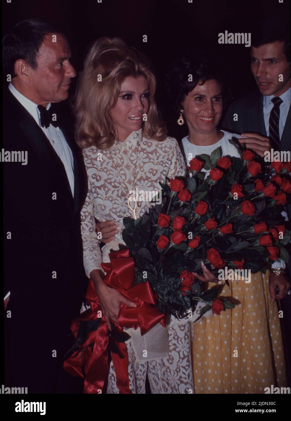 Las Vegas. NEV, ÉTATS-UNIS. BIBLIOTHÈQUE. Frank Sinatra avec sa fille ...