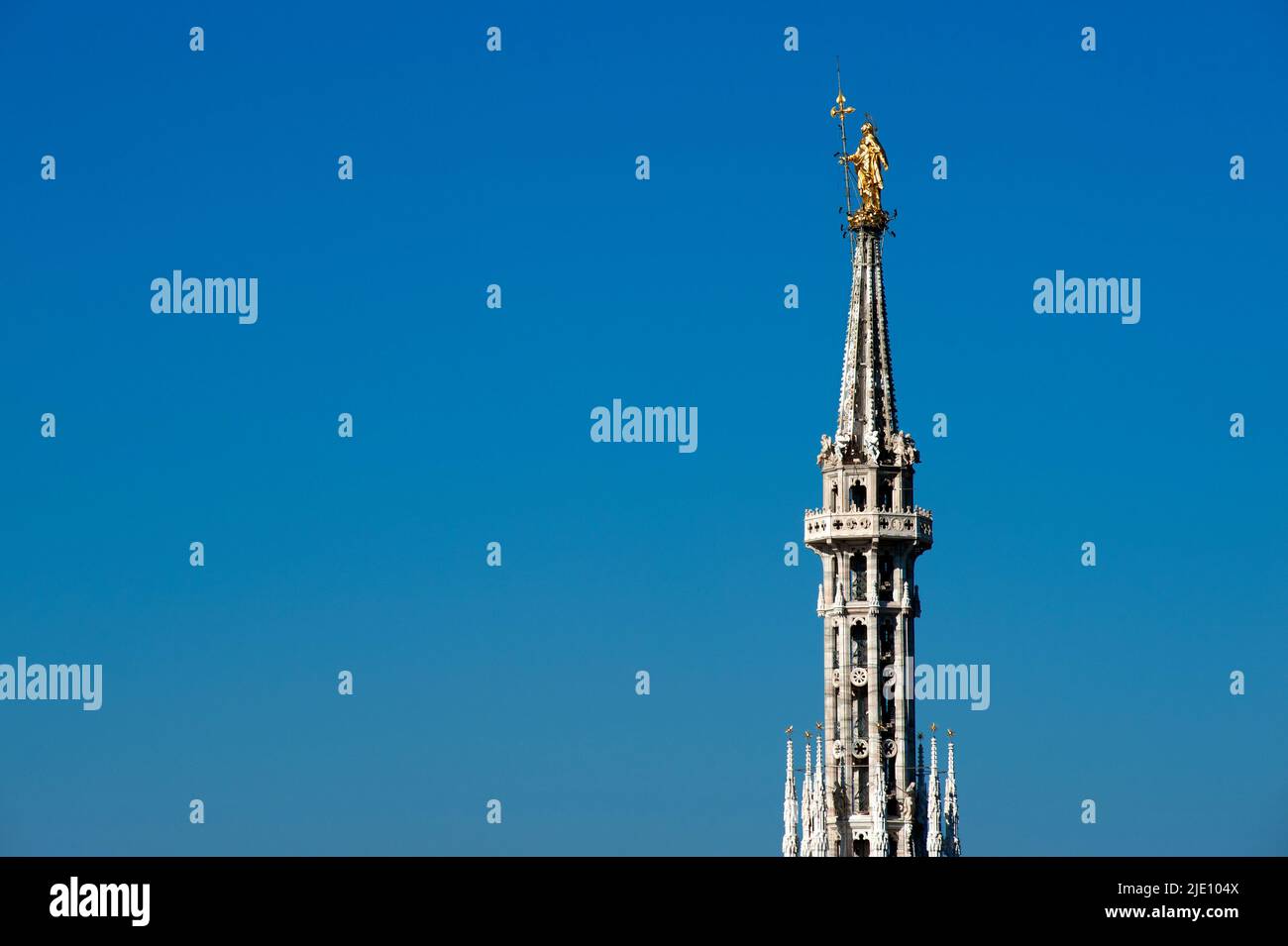 Frises gothiques Banque de photographies et d’images à haute résolution ...