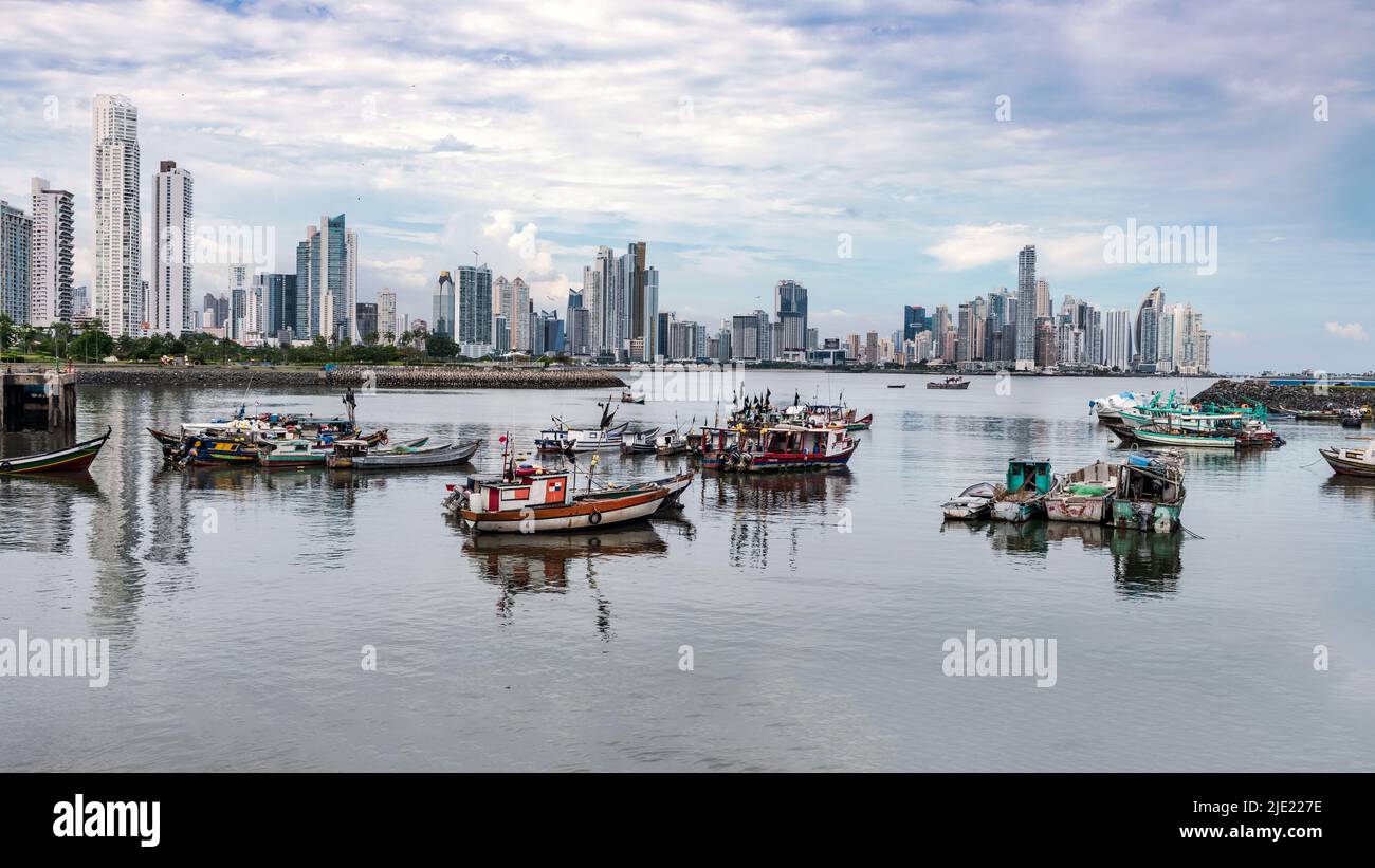 Panama City, Panama - 28 octobre 2021 : admirez les gratte-ciel sur les ...