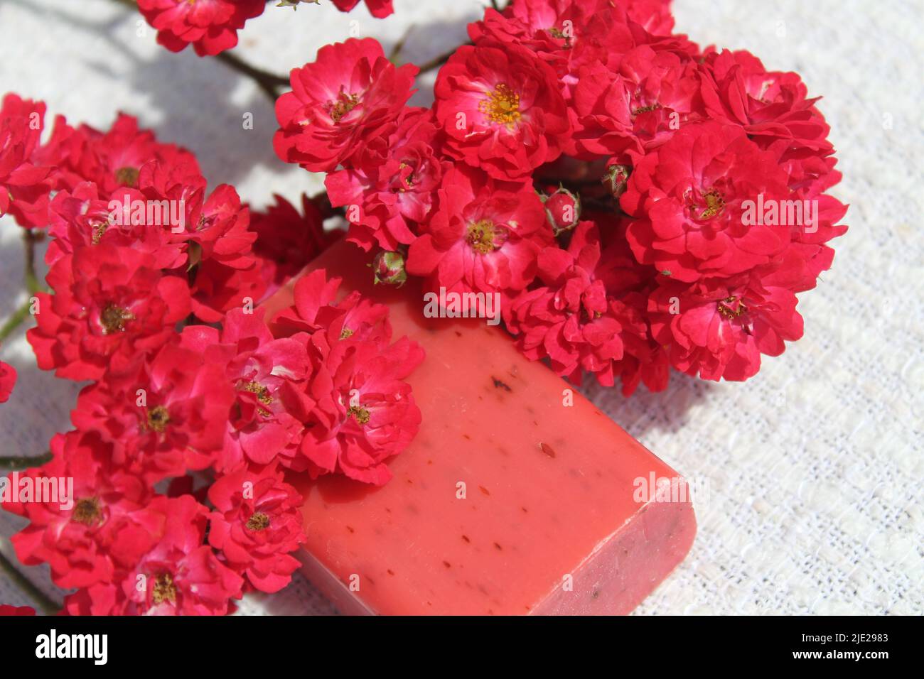 Rose soaps Banque de photographies et d’images à haute résolution - Alamy