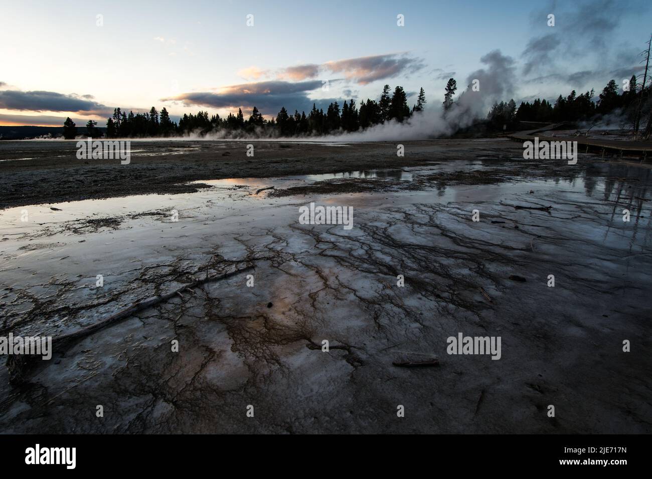Geyers de yellowstone Banque de photographies et d’images à haute ...