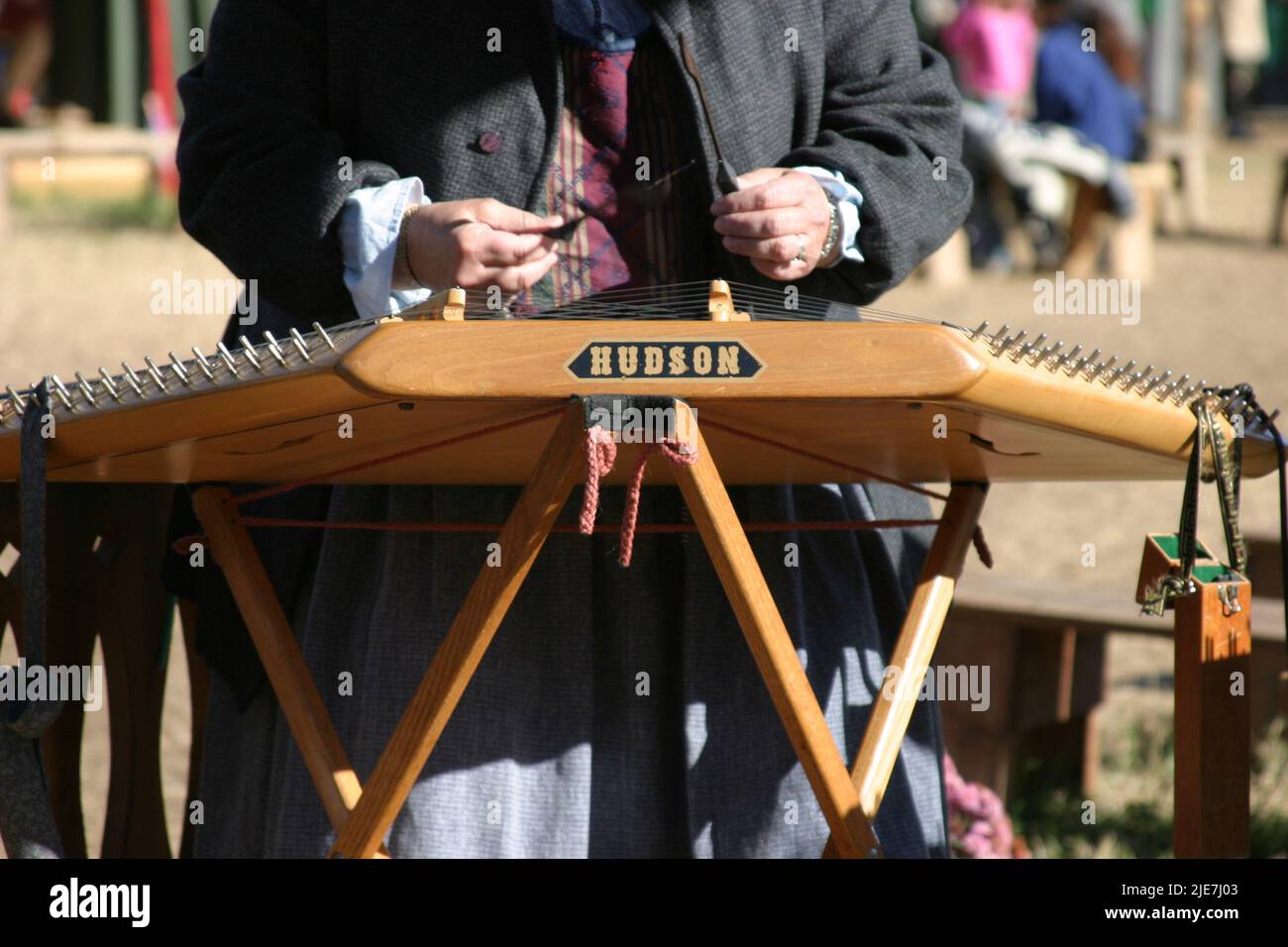 Hammer dulcimer Banque de photographies et d’images à haute résolution ...