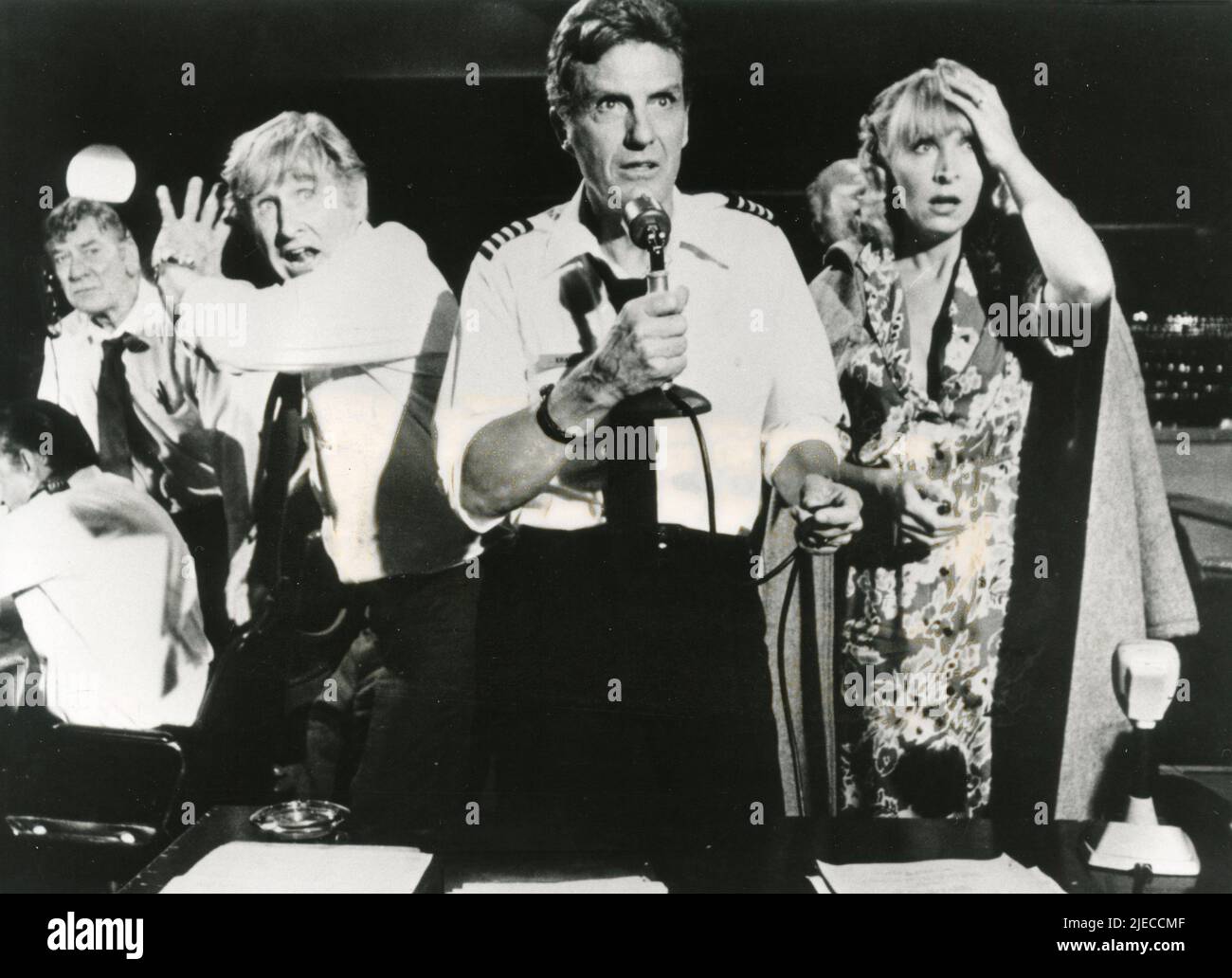Airplane 1980 lloyd bridges Banque de photographies et d’images à haute ...