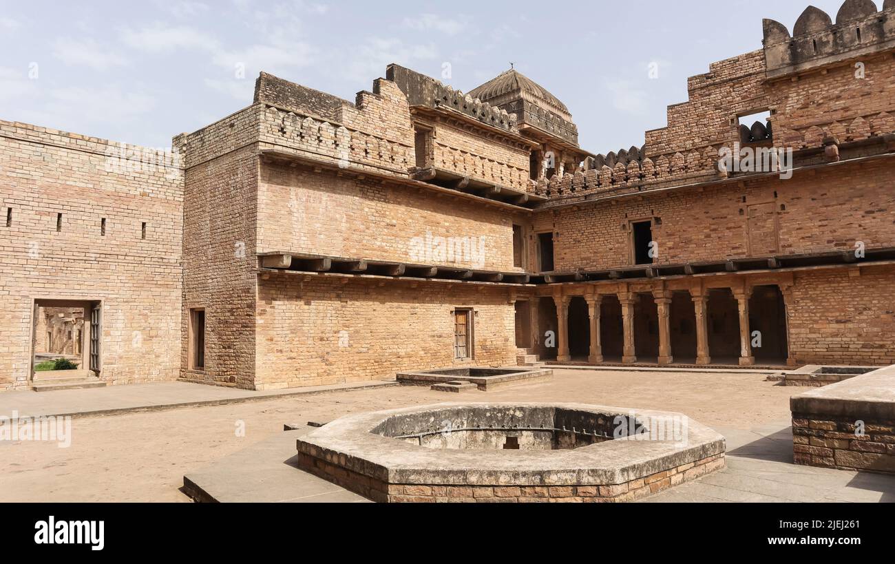 Chanderi temple Banque de photographies et d’images à haute résolution ...