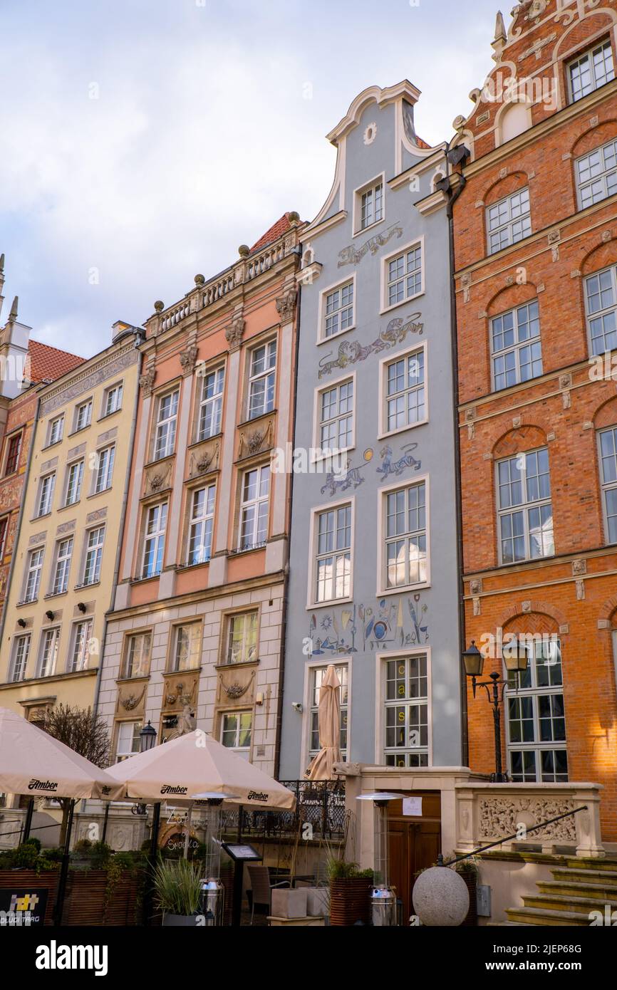Ancienne architecture de la vieille ville de Gdansk en Pologne. Belles ...