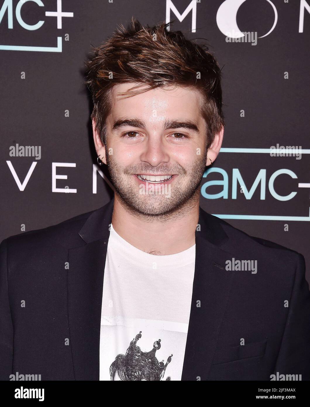 WEST HOLLYWOOD, CA - 28 JUIN : Jack Griffo participe à l'événement de ...