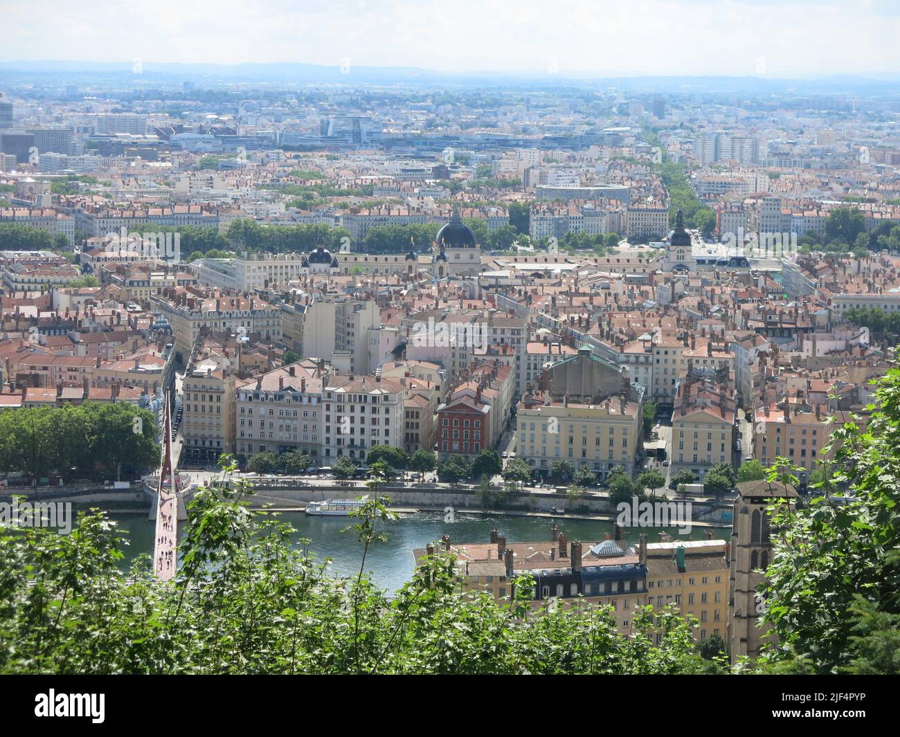 Une vue panoramique sur la ville de Lyon dans le sud de la France ...