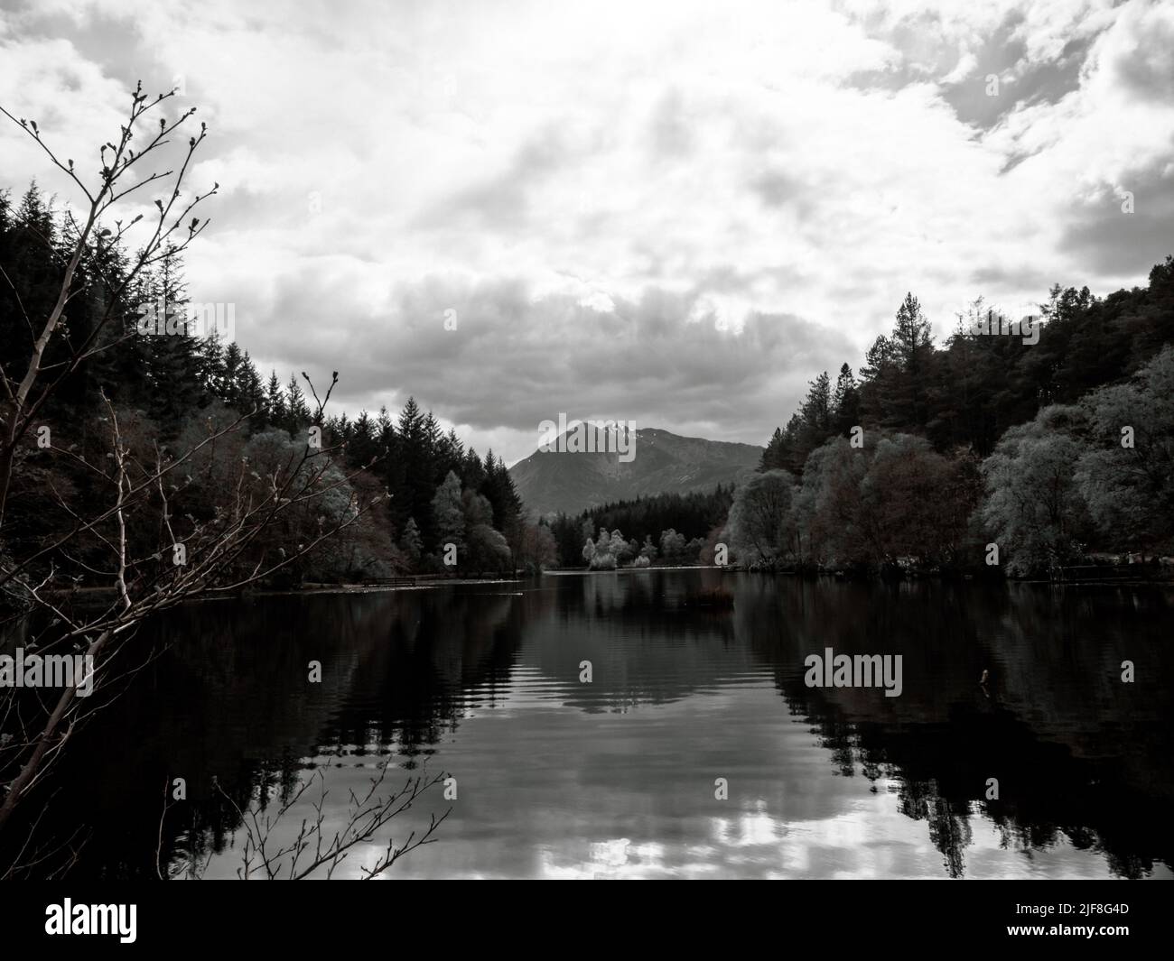 Lochan trail Banque de photographies et d’images à haute résolution - Alamy