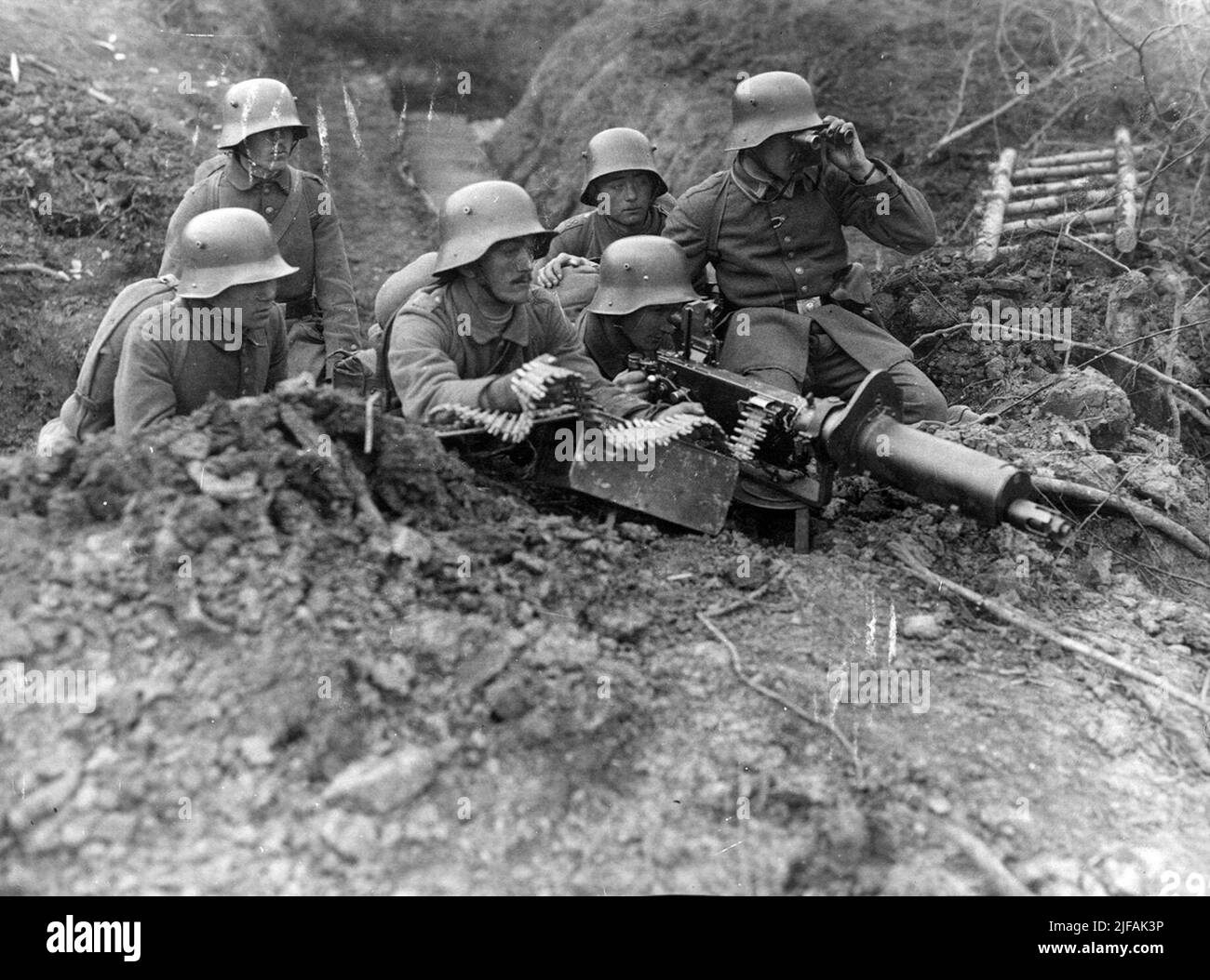 Première Guerre mondiale: Mitrailleuses allemandes destinées à servir ...