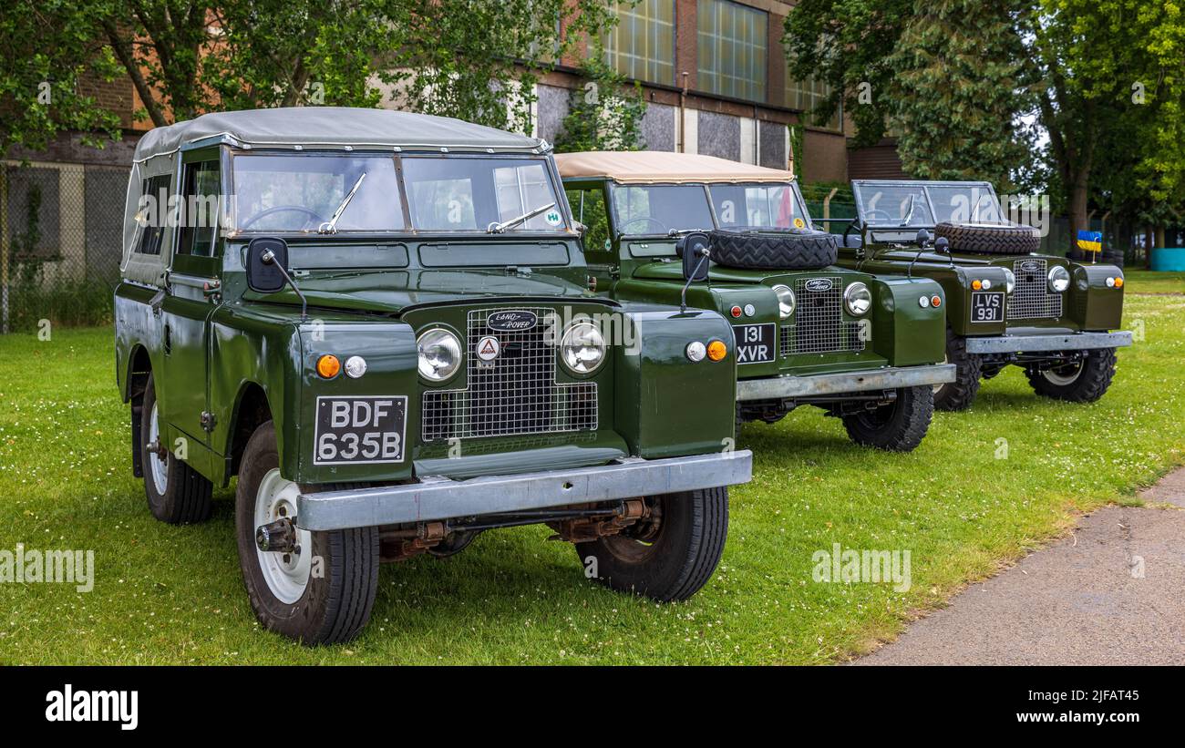 Collection de 1960s véhicules Land Rover exposés au Scramble de juin ...