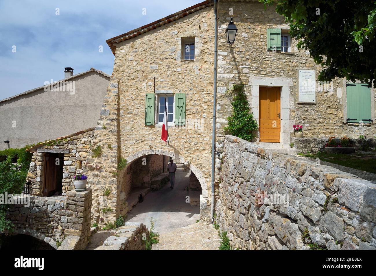 France, Var, Parc naturel régional du Verdon, village de Bargeme ...