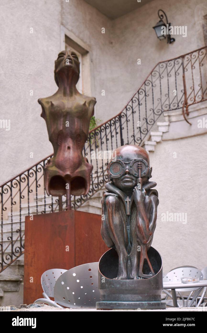 Suisse, canton de Friborg, Gruyères, cité médiévale, musée HR Giger ...