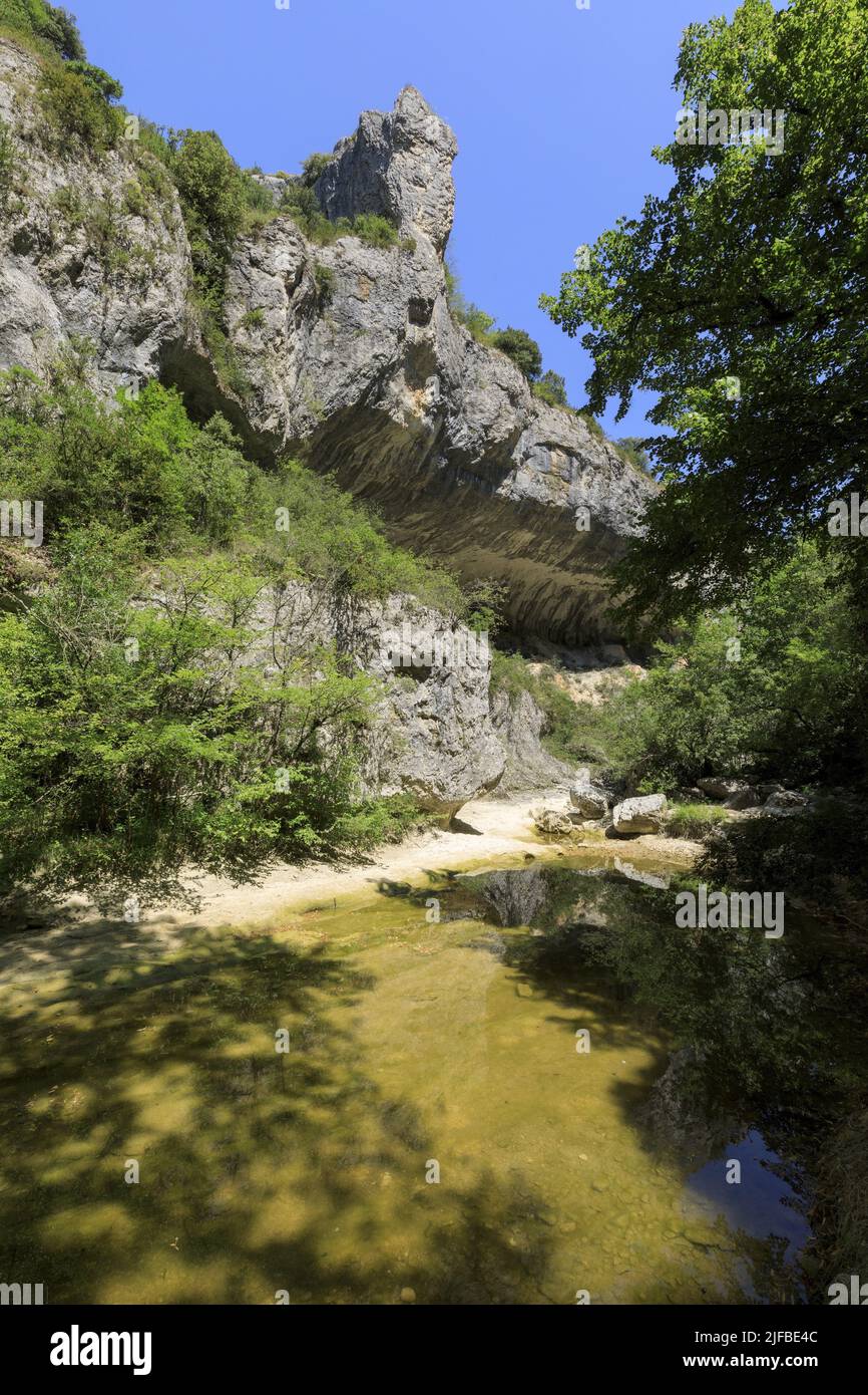 France, Alpes de haute Provence, Parc naturel régional du Luberon ...