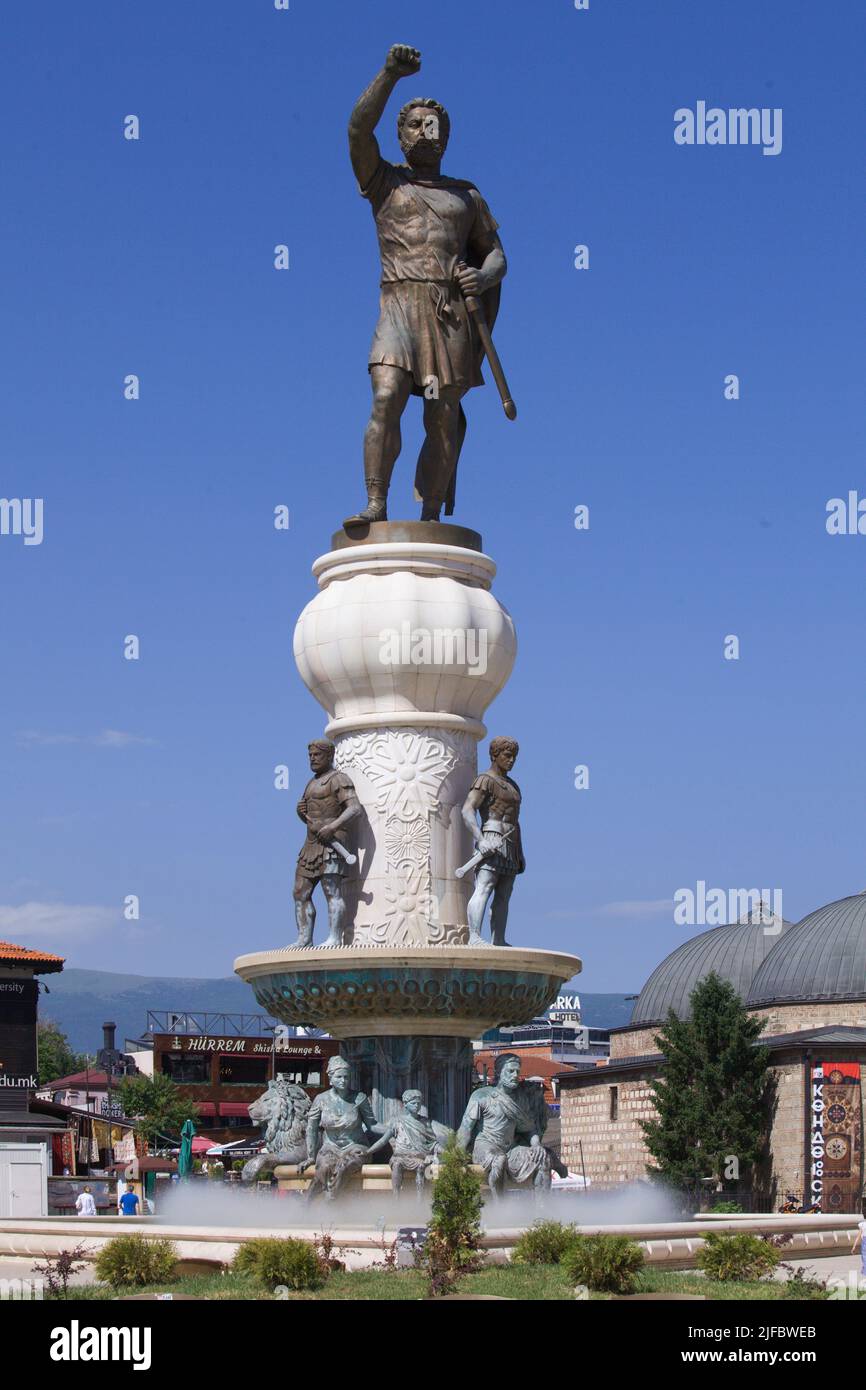 Statue of philip ii skopje Banque de photographies et d’images à haute ...