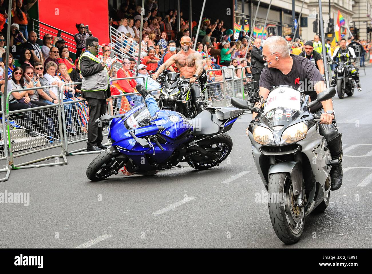 Pride bikers Banque de photographies et d’images à haute résolution - Alamy