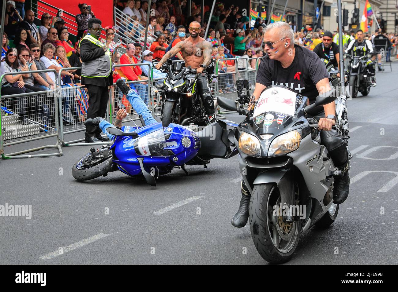 Pride bikers Banque de photographies et d’images à haute résolution - Alamy