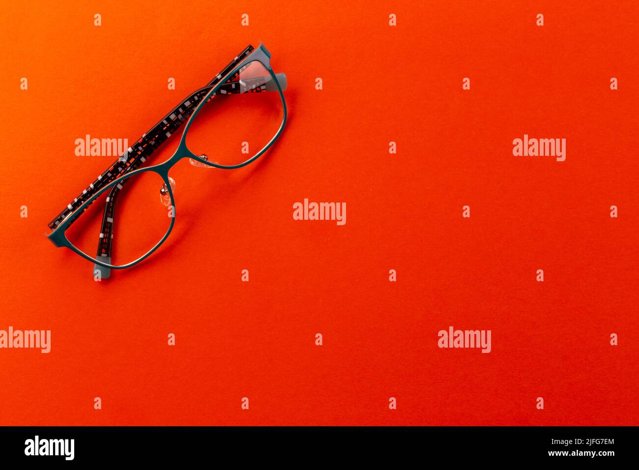 Test de vision orange Banque de photographies et d’images à haute ...