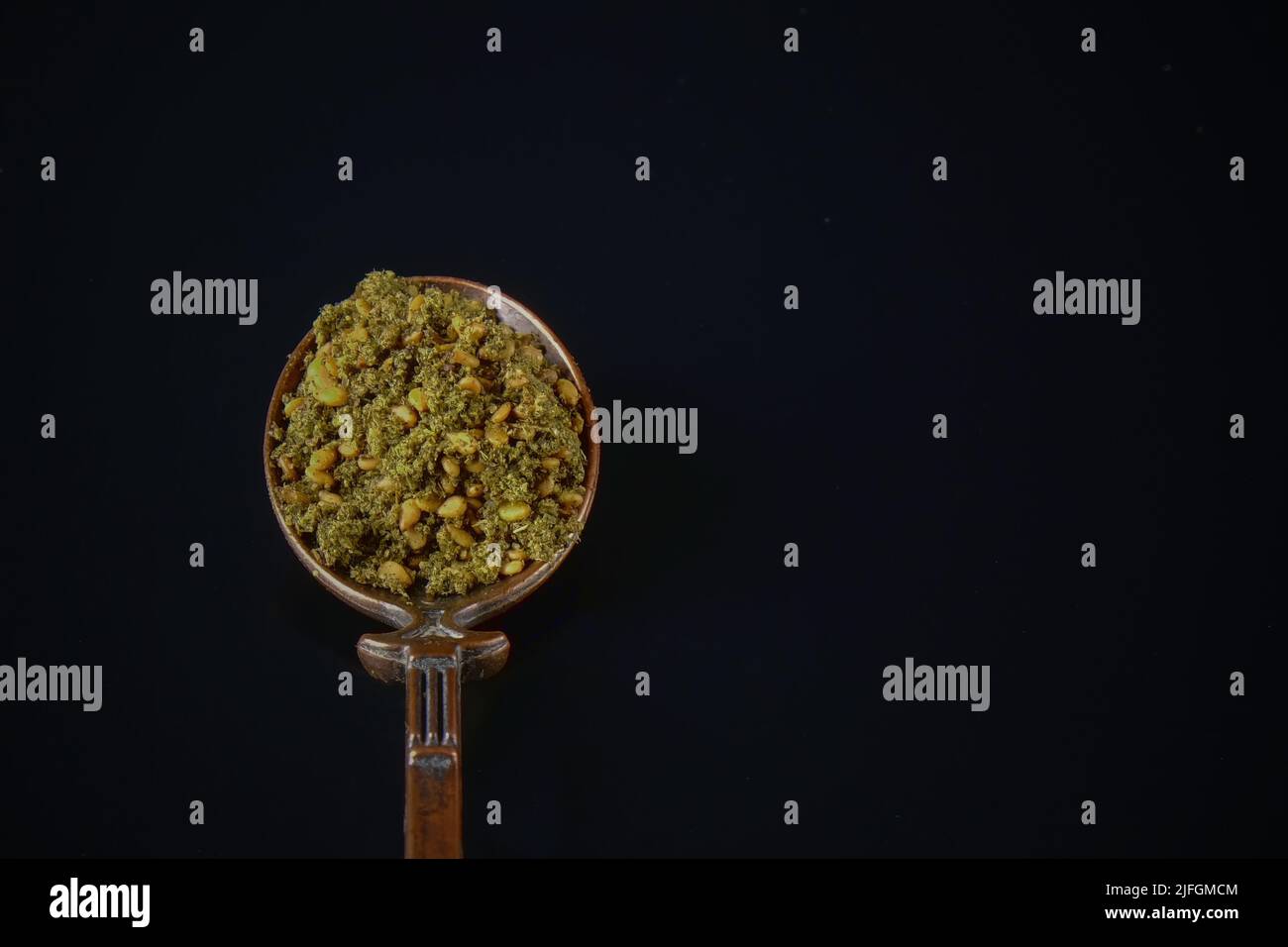 Bible arabe Banque de photographies et d’images à haute résolution - Alamy