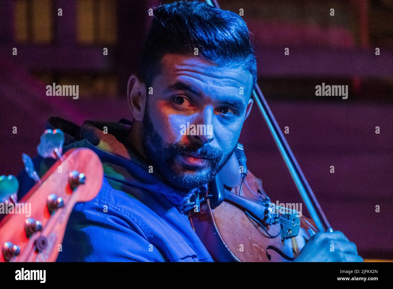 Musique gnawa Banque de photographies et d’images à haute résolution ...