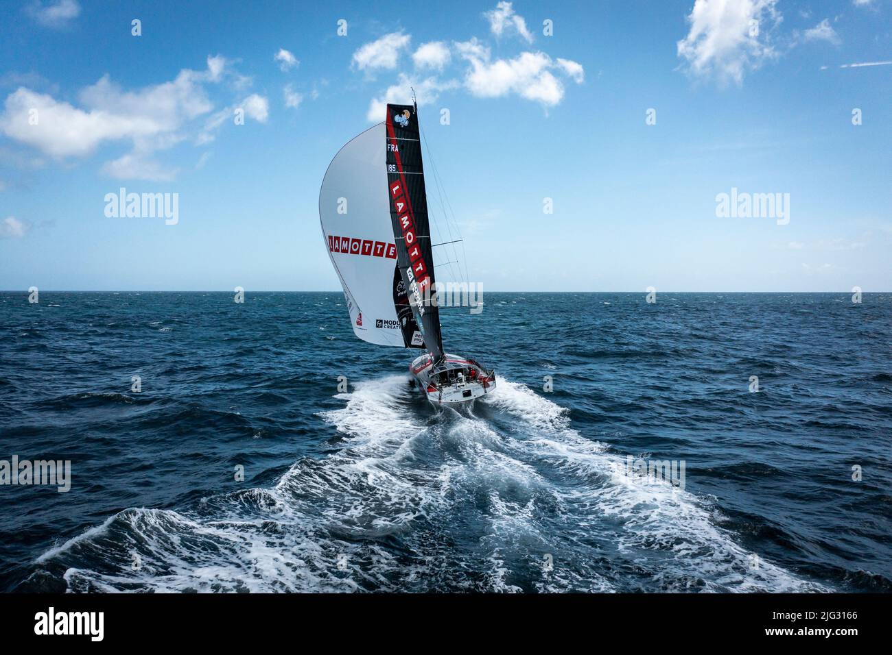 Le skipper Luke Berry sur son nouveau module Lamotte de classe 40 lors ...