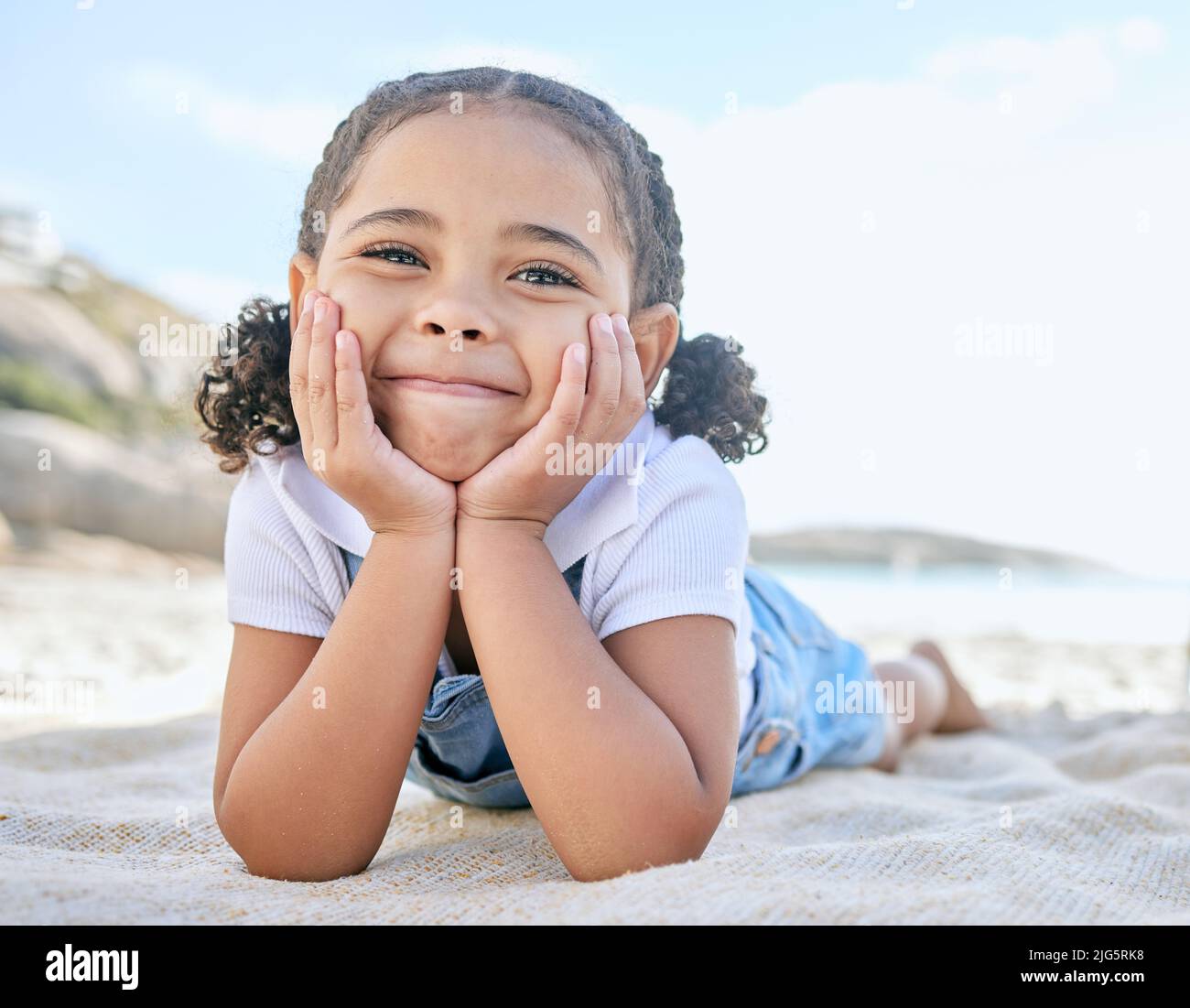 Avec ses mains sur son visage Banque de photographies et d’images à ...