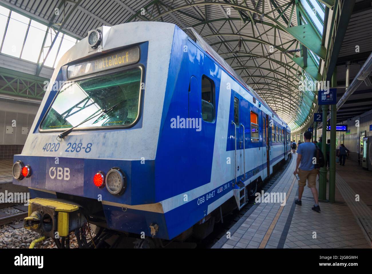 Lignes s bahn Banque de photographies et d’images à haute résolution - Alamy