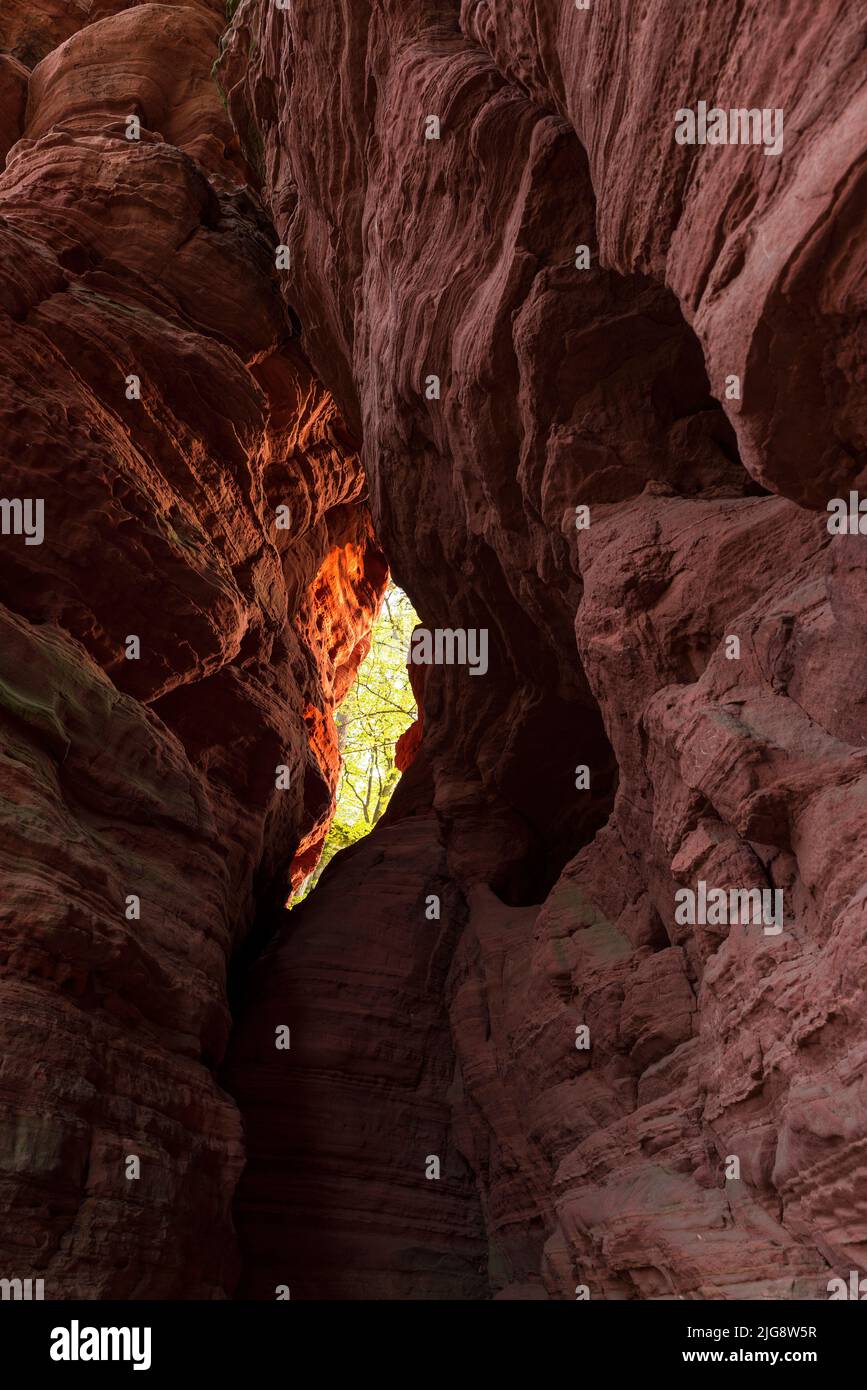 Massif rocheux de grès rouge Banque de photographies et d’images à ...