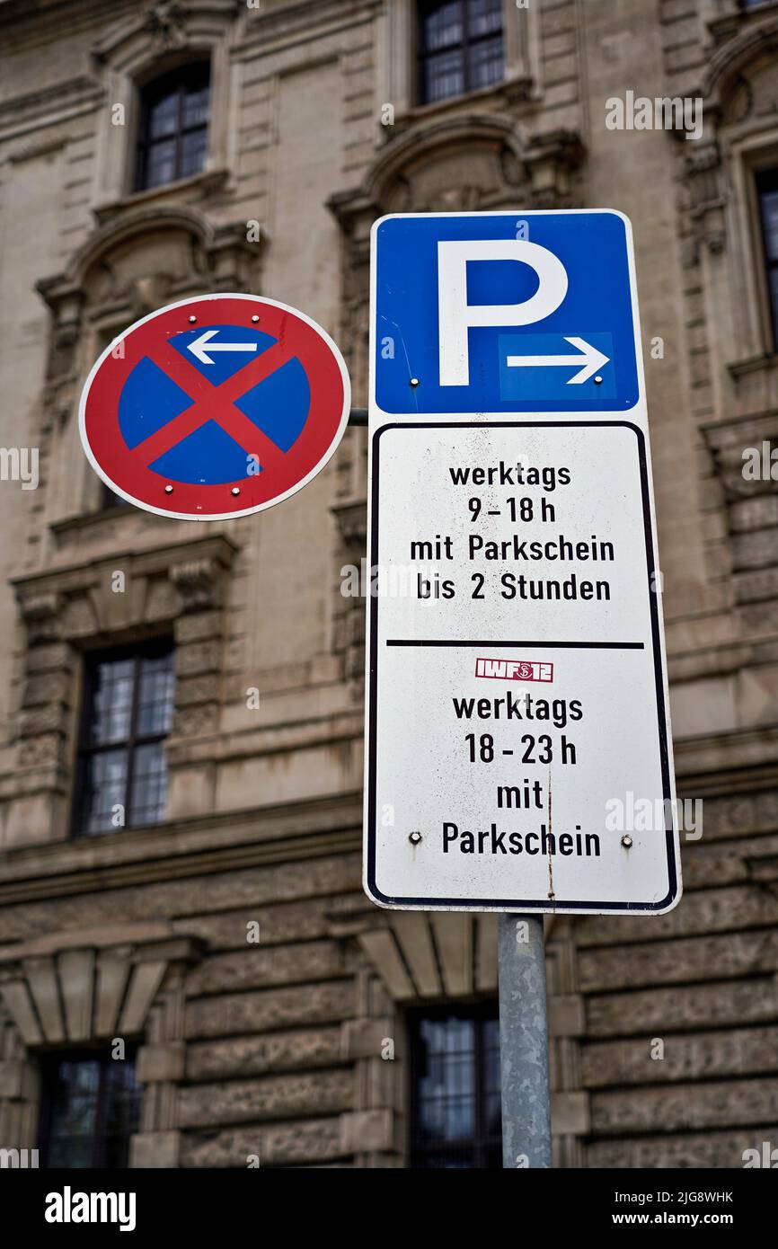 Parking signs germany Banque de photographies et d’images à haute ...