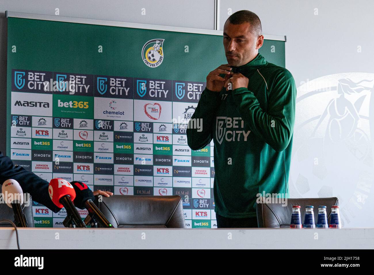 SITTARD, PAYS-BAS - JUILLET 14 : Burak Yilmaz de Fortuna Sittard lors ...