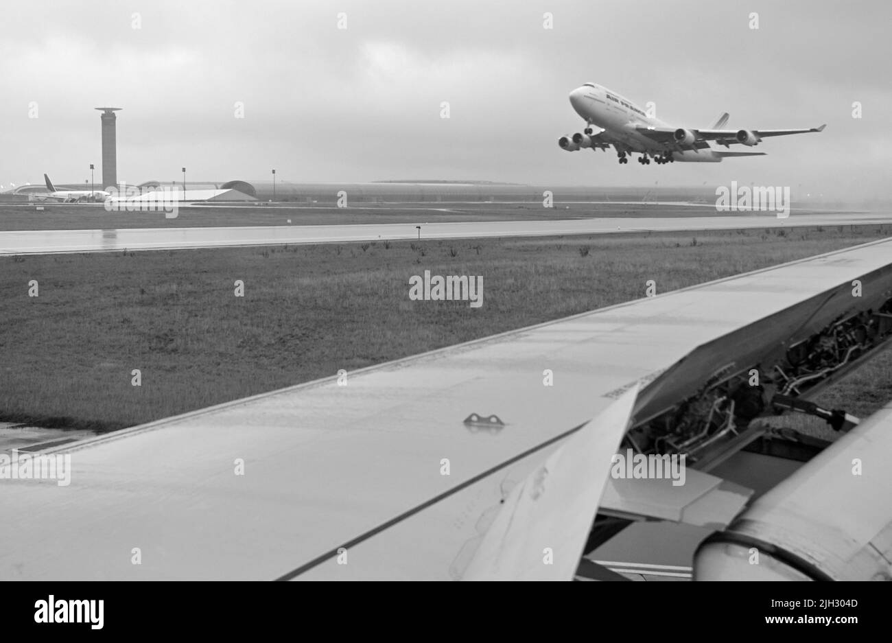 Incursion sur piste aéroport Banque de photographies et d’images à ...