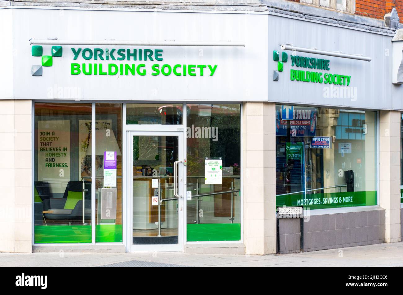 Yorkshire building society Banque de photographies et d’images à haute ...