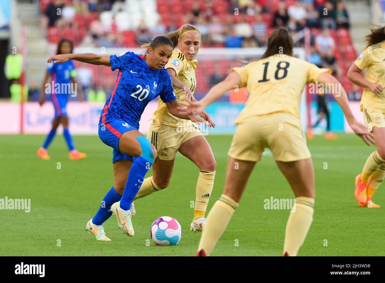 Uefa femmes euro 2022 france belgique Banque de photographies et d’images à haute résolution - Alamy
