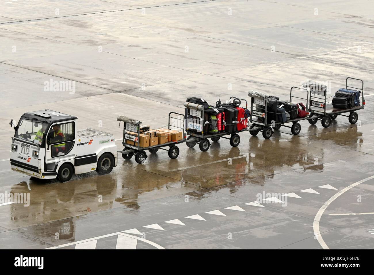 Personnel de transport Banque de photographies et d’images à haute ...