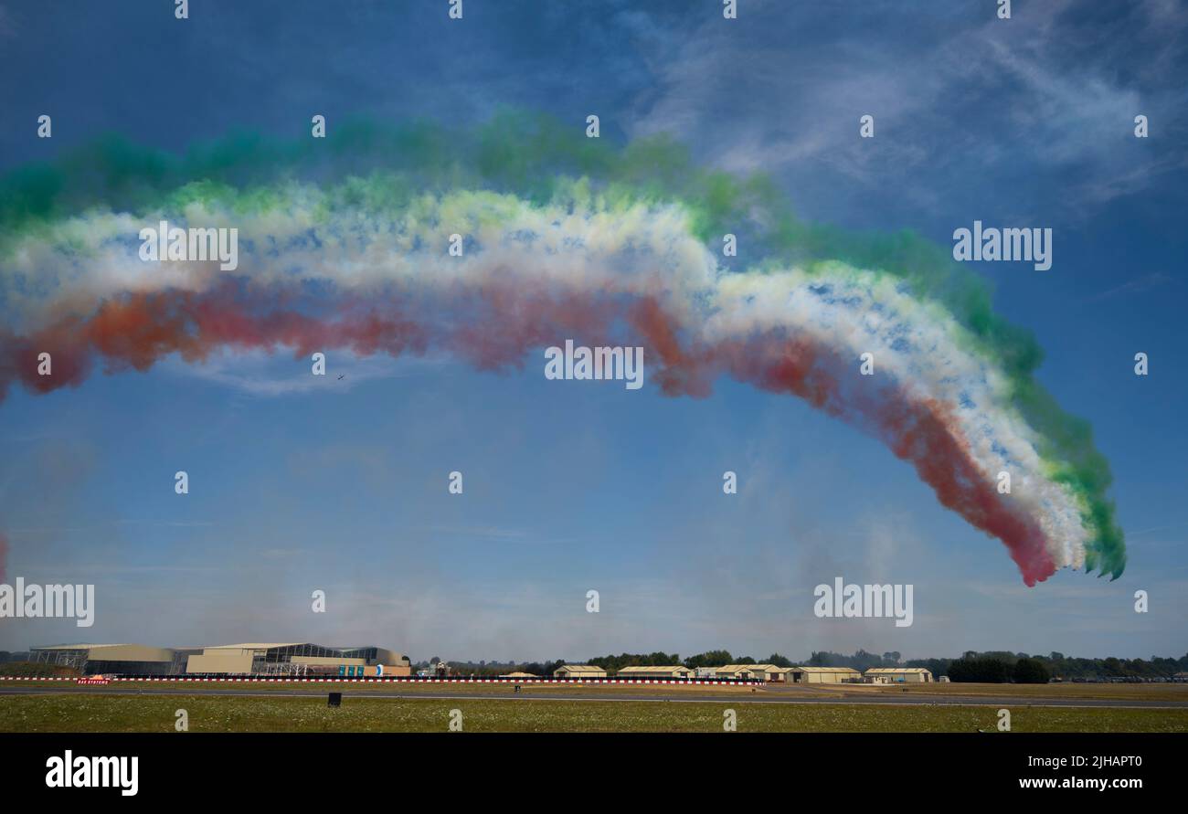 RAF Fairford, Gloucester, Royaume-Uni. 16 juillet 2022. L’équipe acrobatique tricolore de la ...
