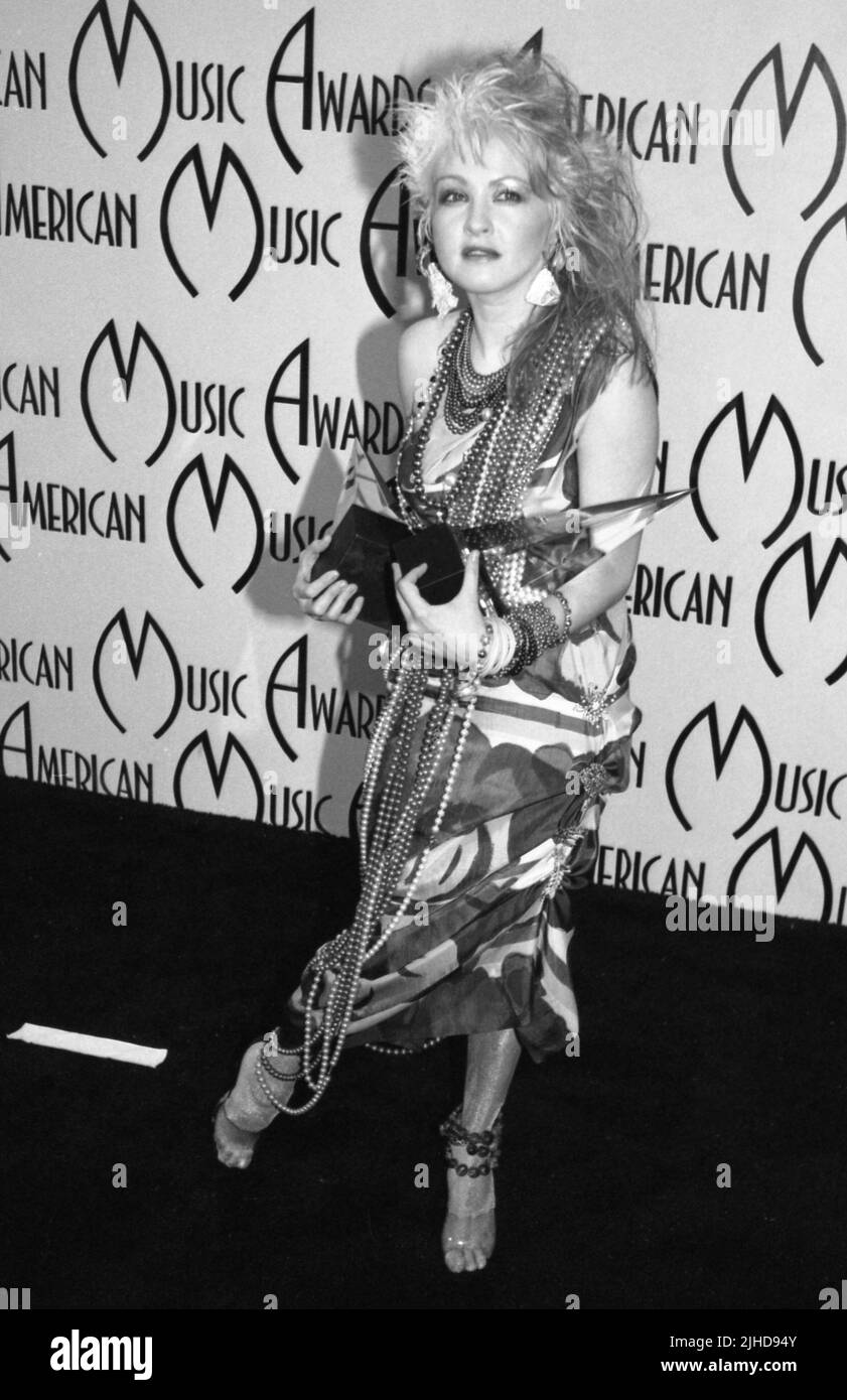 Cyndi lauper 1985 Banque de photographies et d’images à haute ...