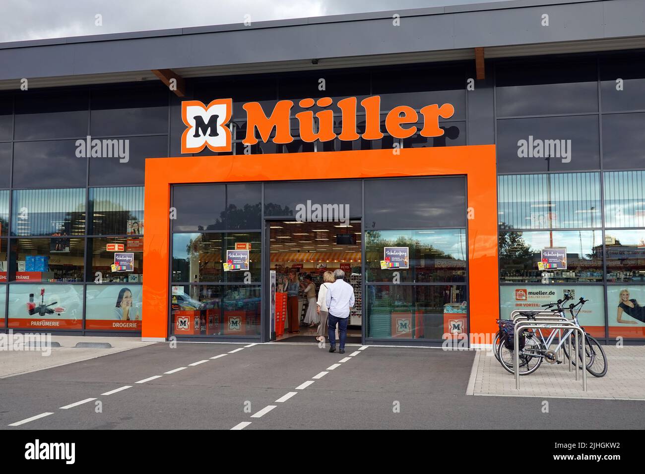 Shopping muller Banque de photographies et d’images à haute résolution - Alamy