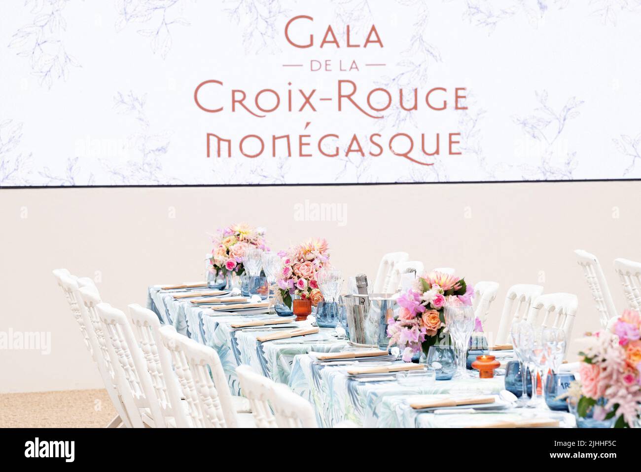 Gala de la croix rouge monaco Banque de photographies et d’images à ...