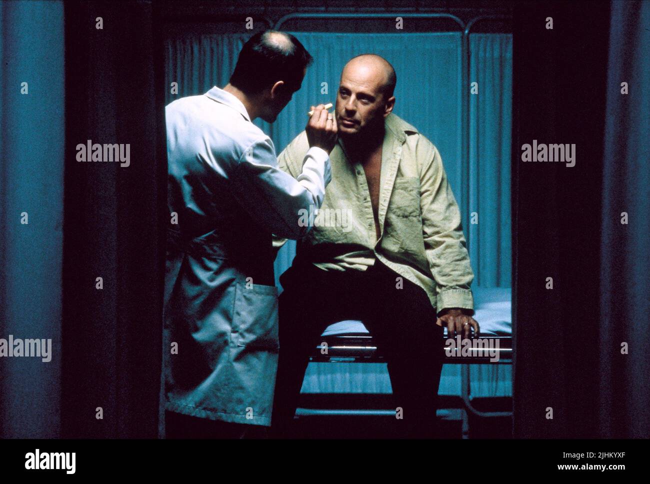 Bruce willis 2000 Banque de photographies et d’images à haute ...