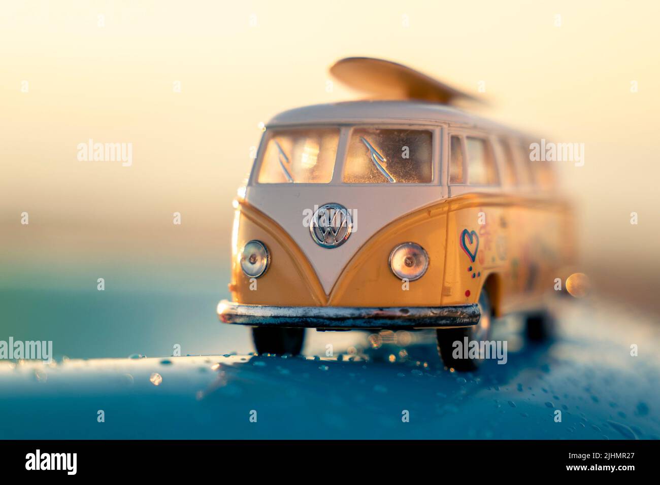 Volkswagen minibus Banque de photographies et d’images à haute ...