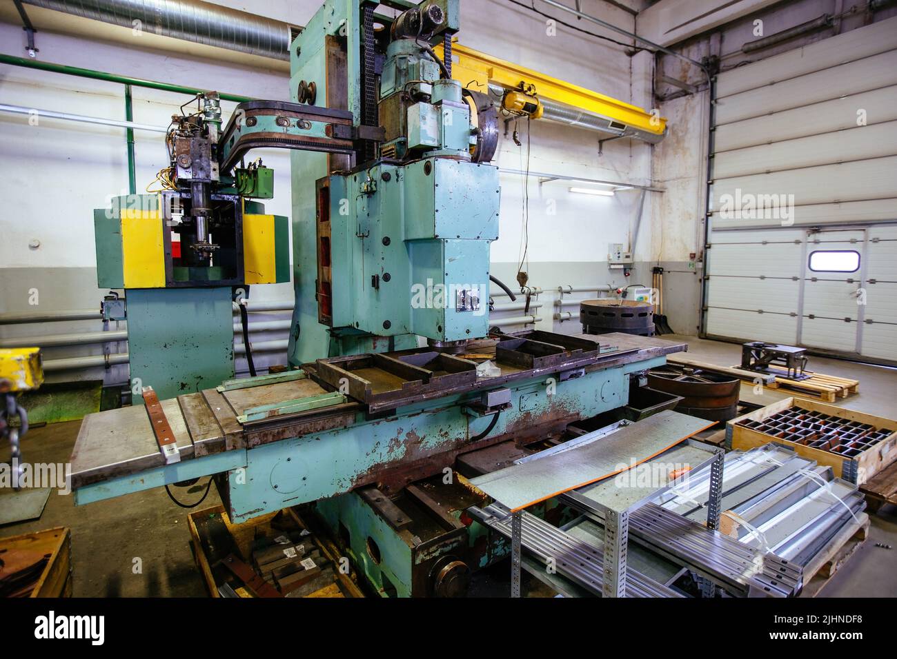 Lathe in machine shop Banque de photographies et d’images à haute ...