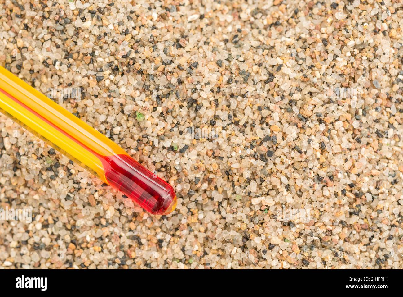 Mercure liquide rouge Banque de photographies et d’images à haute ...