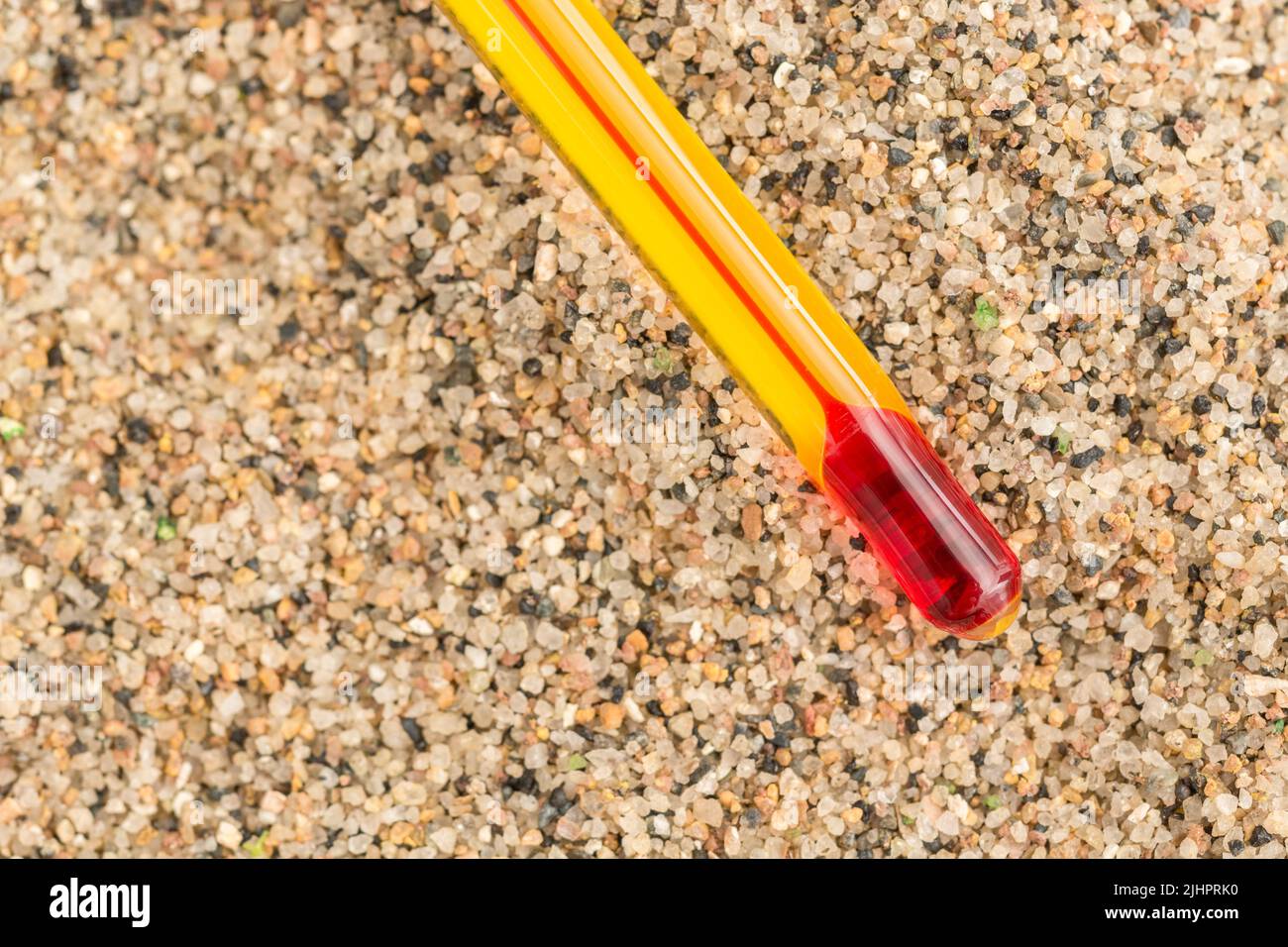 Mercure liquide rouge Banque de photographies et d’images à haute ...