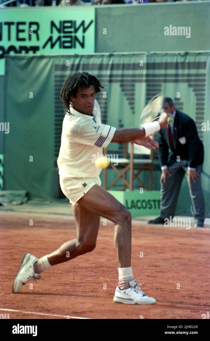Yannick noah tennis français Banque de photographies et d’images à ...