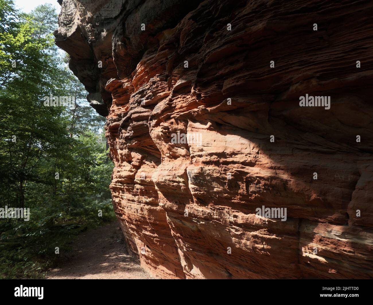 Rocher de grès rouge Banque de photographies et d’images à haute ...