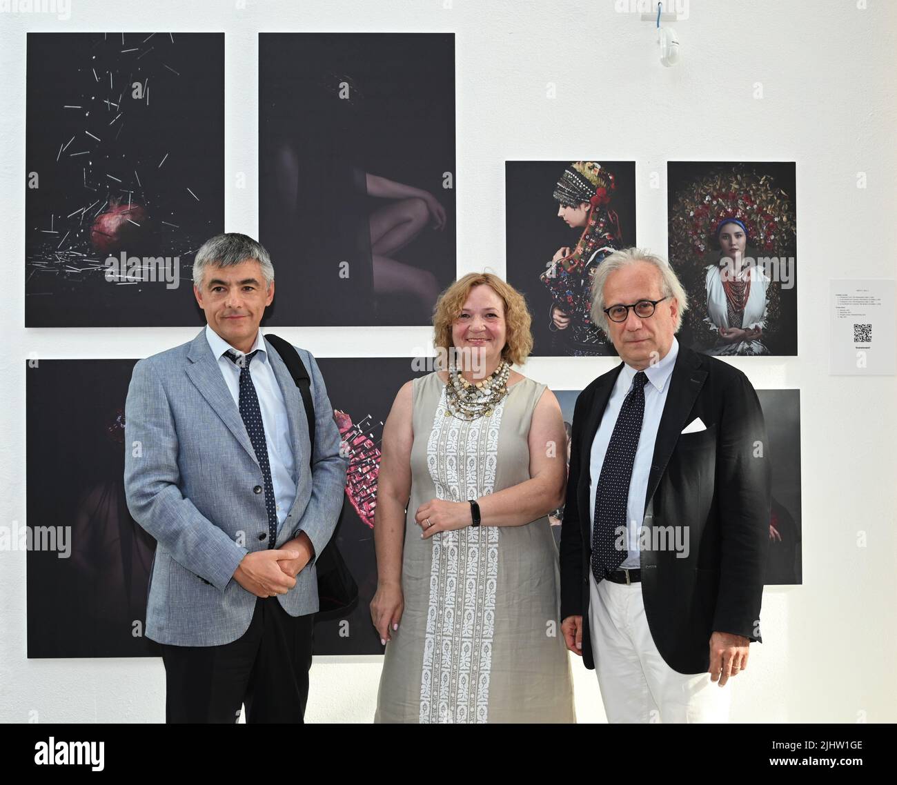 Femmes pour la justice mostra adi design museum Banque de photographies ...