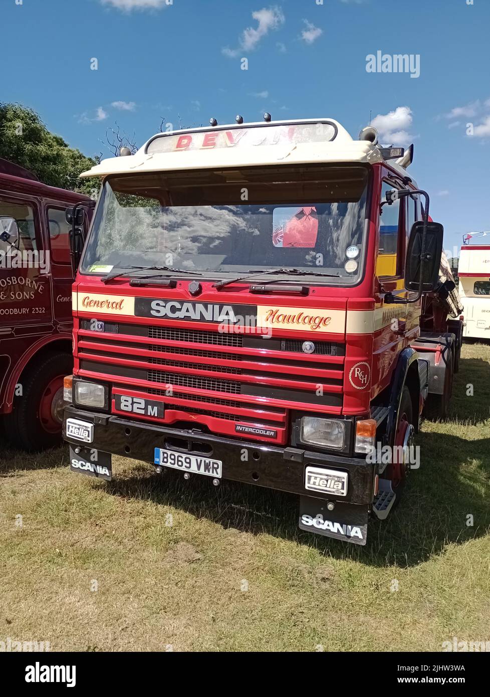 Scania 82m Banque de photographies et d’images à haute résolution - Alamy