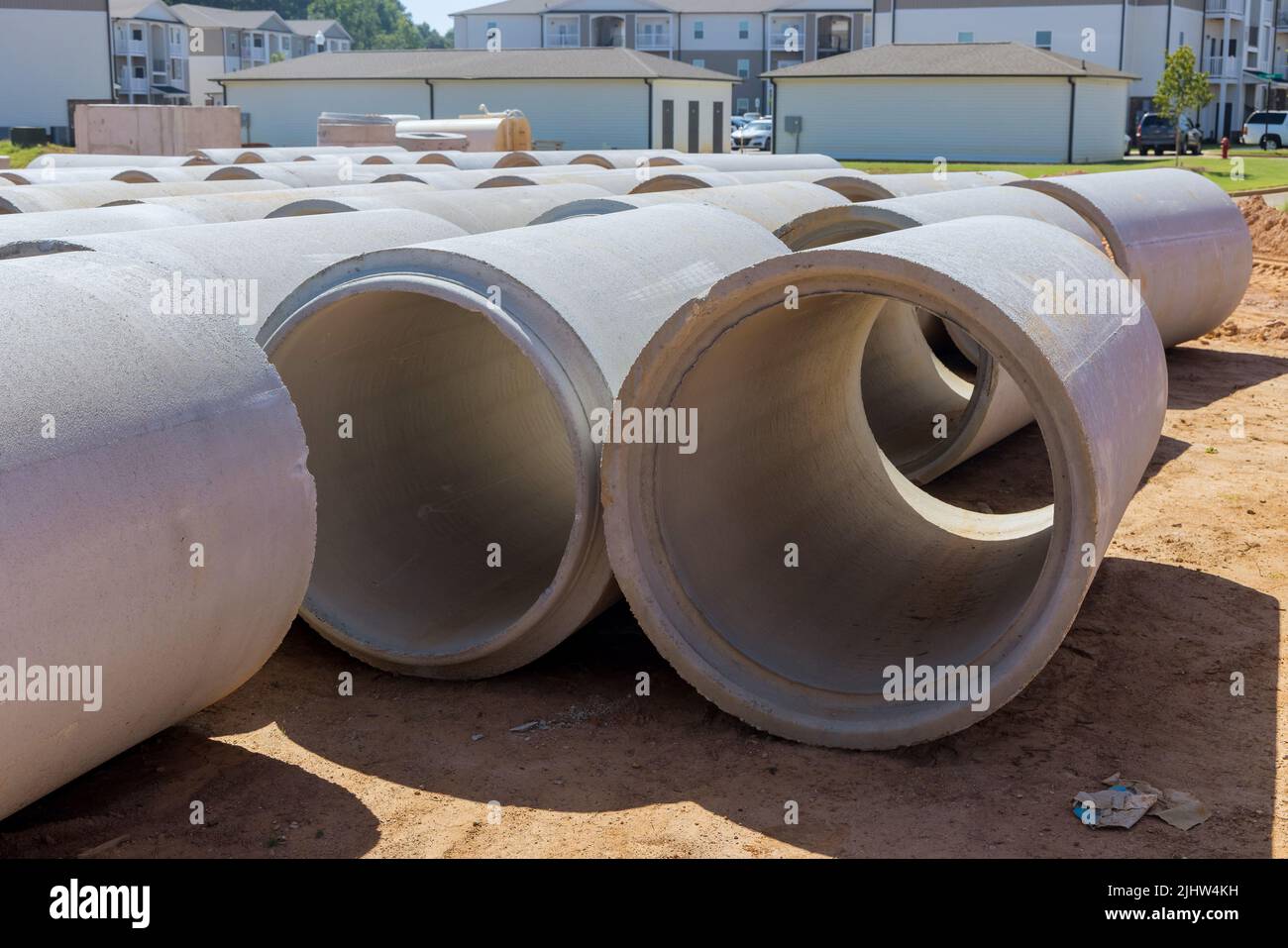Tuyaux en béton pour construire des systèmes de drainage les grands ...